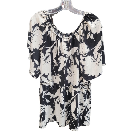 Cocomo | Tops | Nwt Cocomo Woman Black White Floral Print Blouse | Poshmark